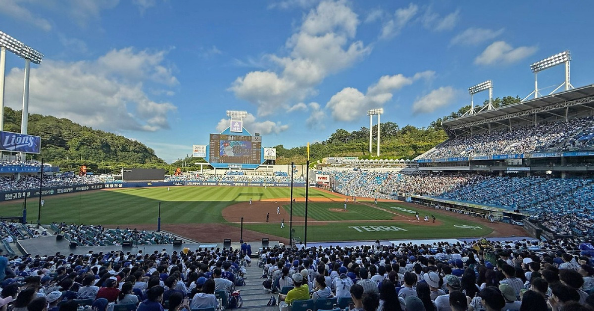 삼성, KBO 44년사 최초 대기록 '150만 관중' 향해 뚜벅뚜벅…시즌 37번째 매진→홈 6G 연속 완판 [대구 현장]