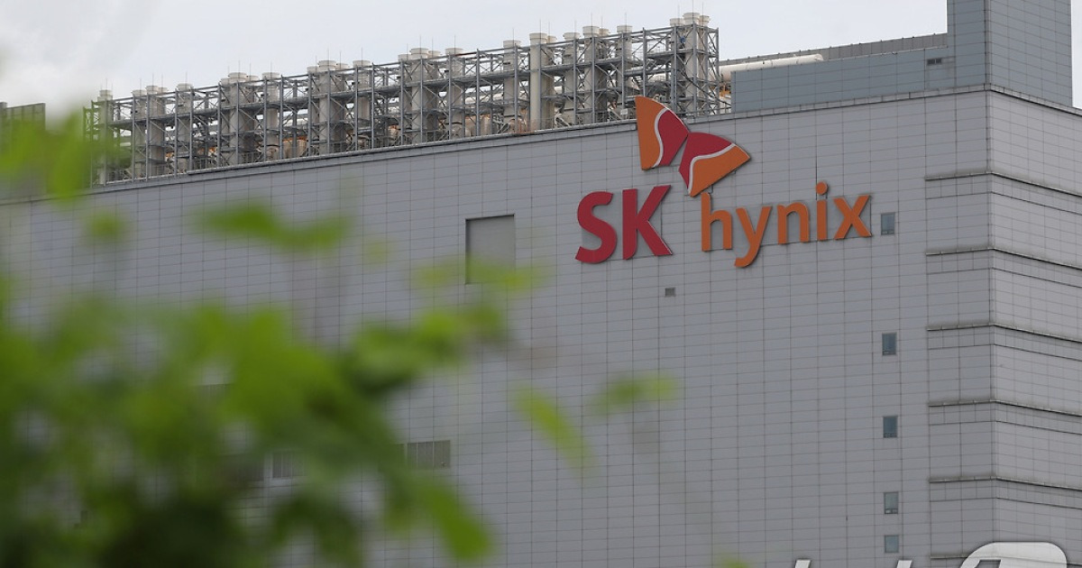 SK하이닉스, 2Q 영업익 9.2조, 전년比 69%↑…사상 최대(상보)