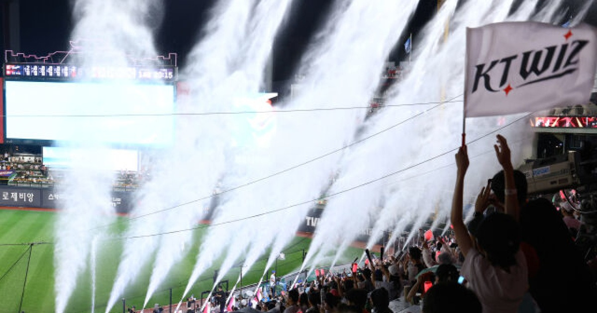 KT, 2025시즌 2호 4G 연속 매진…'구단 역사상 최초' 90만 관중 보인다! [MD수원]