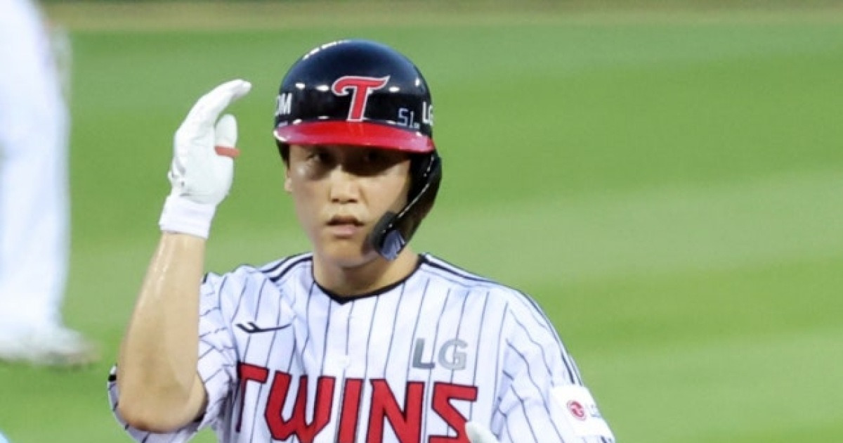 '구본혁 개인 첫 4안타 폭발' 16안타 몰아친 LG, 1위 한화와 2G 차! KT에 8-2 완승 [잠실 현장리뷰]