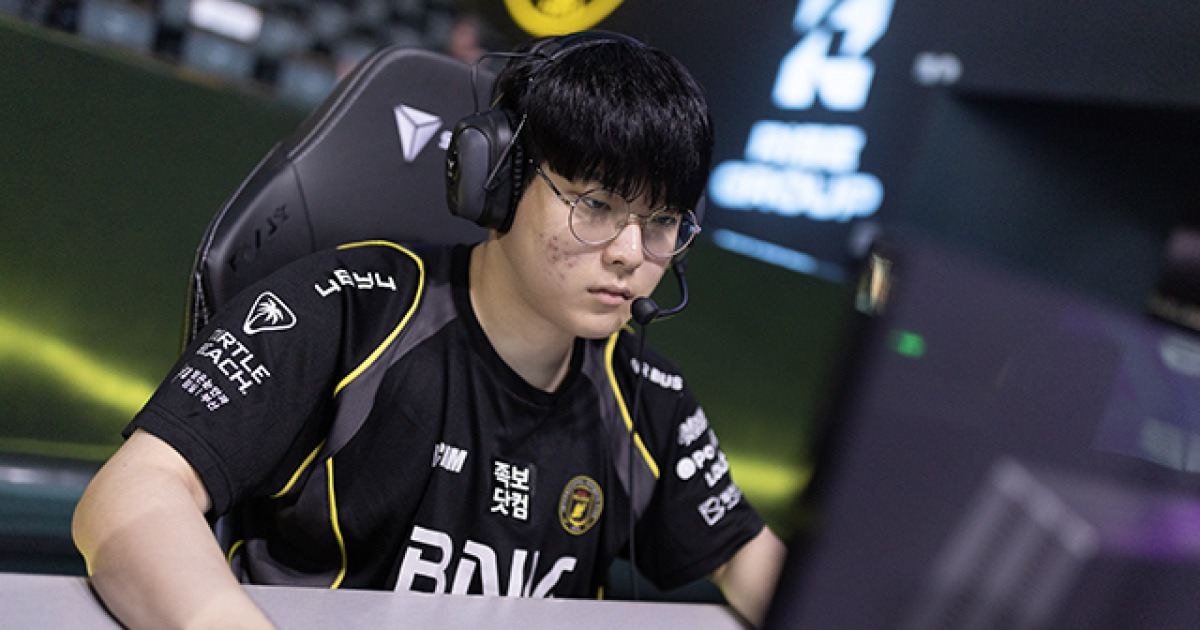 [LCK] BNK, 초반 위기 뒤집고 OK저축은행에 1세트 승리