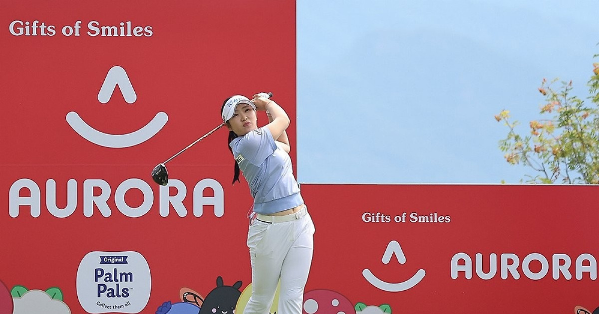 KLPGA 평균 타수 1위 유현조, 오로라월드 챔피언십 1R 공동 선두