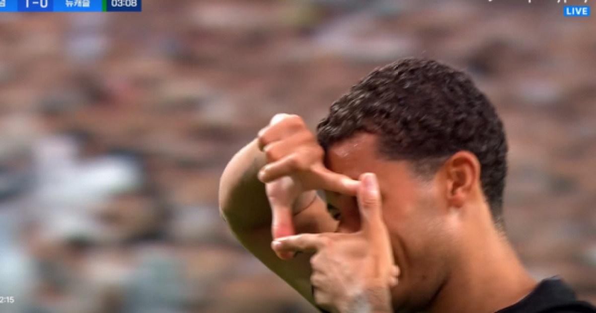 [cps.live] ‘손흥민 애착인형’ 존슨, 시작하자마자 선제골…‘쏘니 찰칵 세리머니’ 작렬!