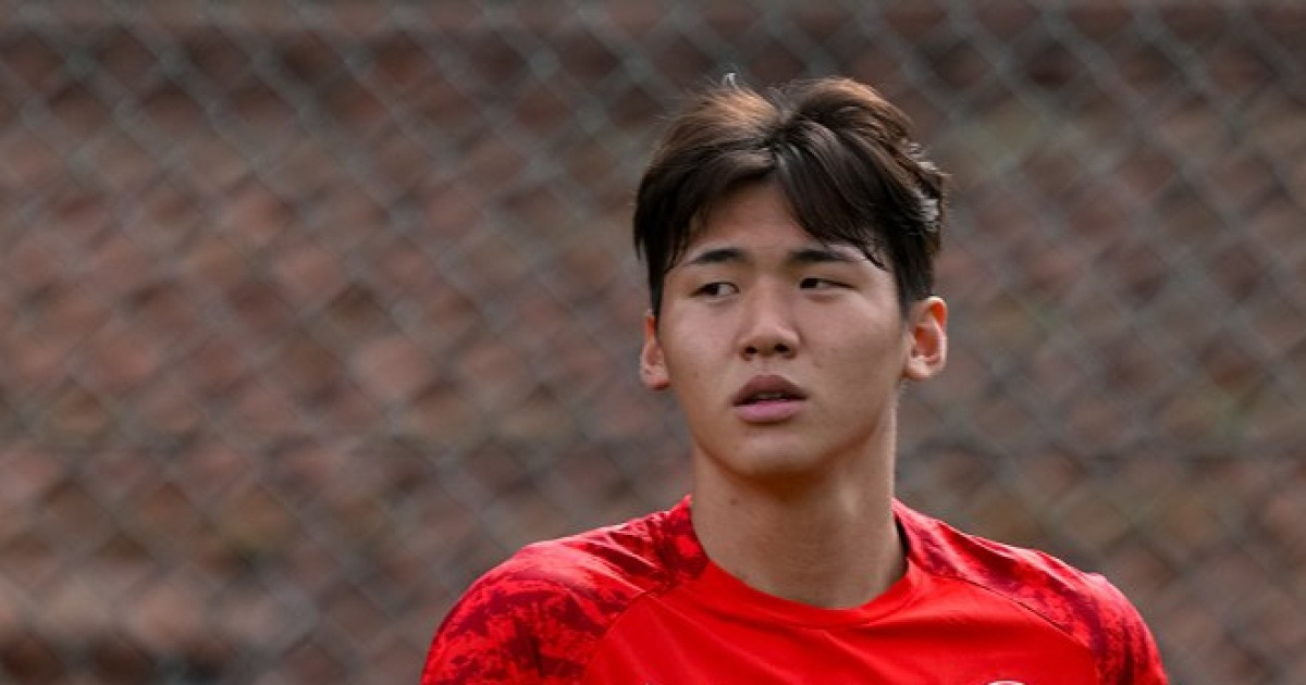 'EPL 최초의 韓 CB' 김지수 초대박! 독일 2부팀서 주전 예약…감독 "지금 당장 KIM 필요해"