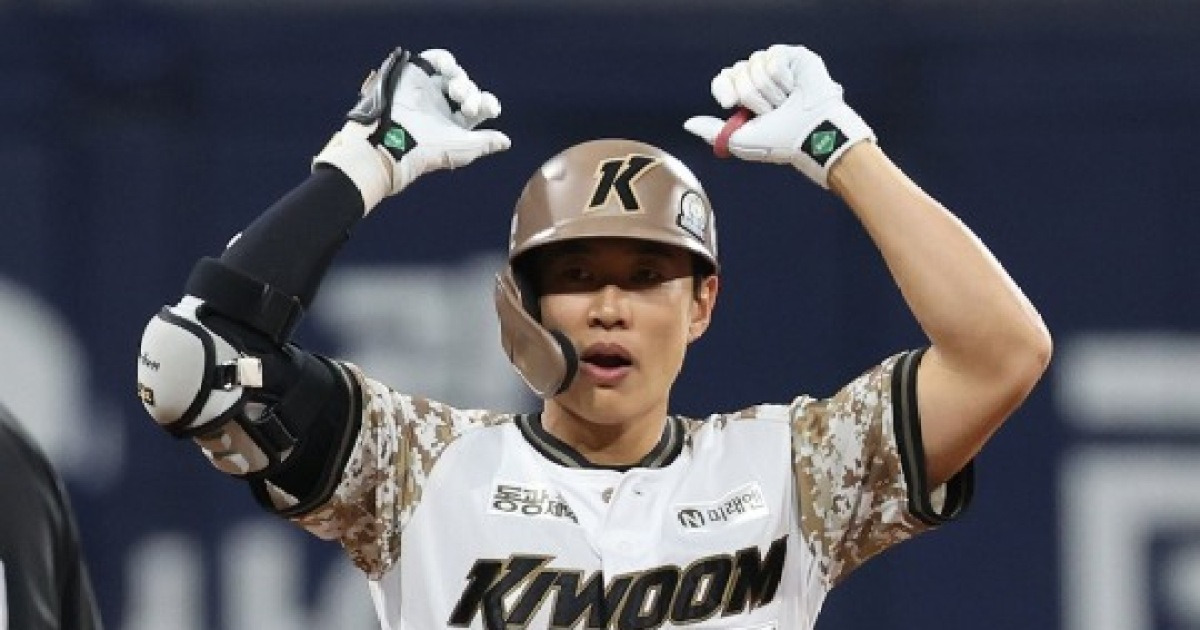 '파격? NO, 혁명이다!' 키움의 '신의 한 수'인가 '꼼수'인가...송성문과 6년 120억원, KBO억 던진 충격적 파장