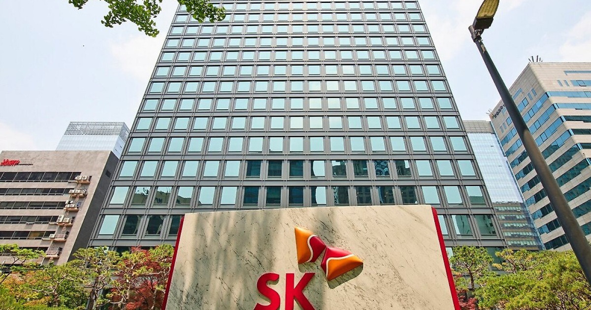 BNK證 “SK, 자회사 유상증자·합병 등 불확실성 제거… 목표 주가 15% 상향”