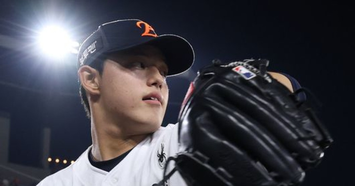 "사사키랑 다를 게 뭐가 있나" 천재 타자도 인정한 문동주 인생투, 첫 10K 괴력…161km 강속구→146km 포크볼까지