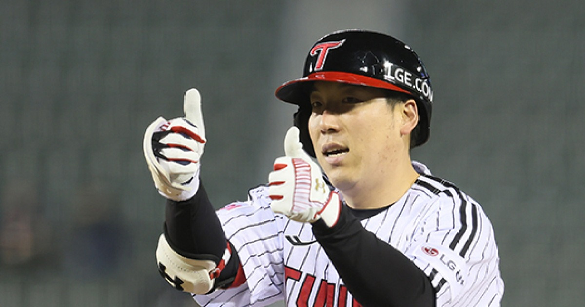 LG 김현수, KBO 역대 4번째로 '통산 2500안타' 기록 [스춘 레코드]