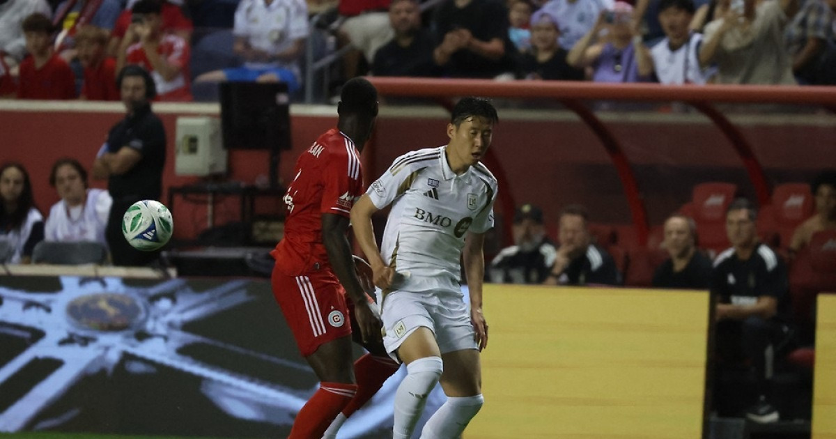 손흥민, MLS 데뷔전서 동점 PK 유도…LAFC 2-2 무승부 견인
