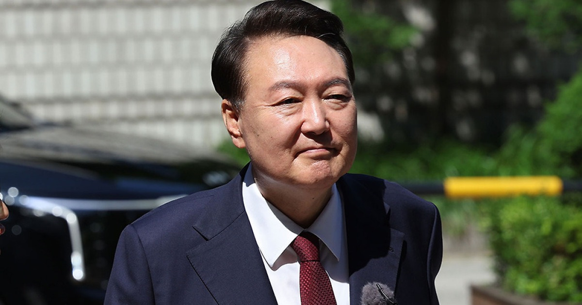 윤, 재판 또 불출석...'계엄 해제 방해' 수사 계속