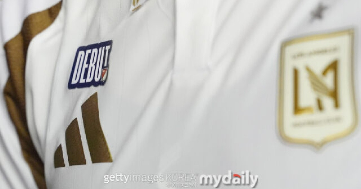 'DEBUT' 달고 판 흔들었다! 손흥민, 데뷔전서 '동점 PK' 유도...MLS "SON의 시대 시작" 극찬