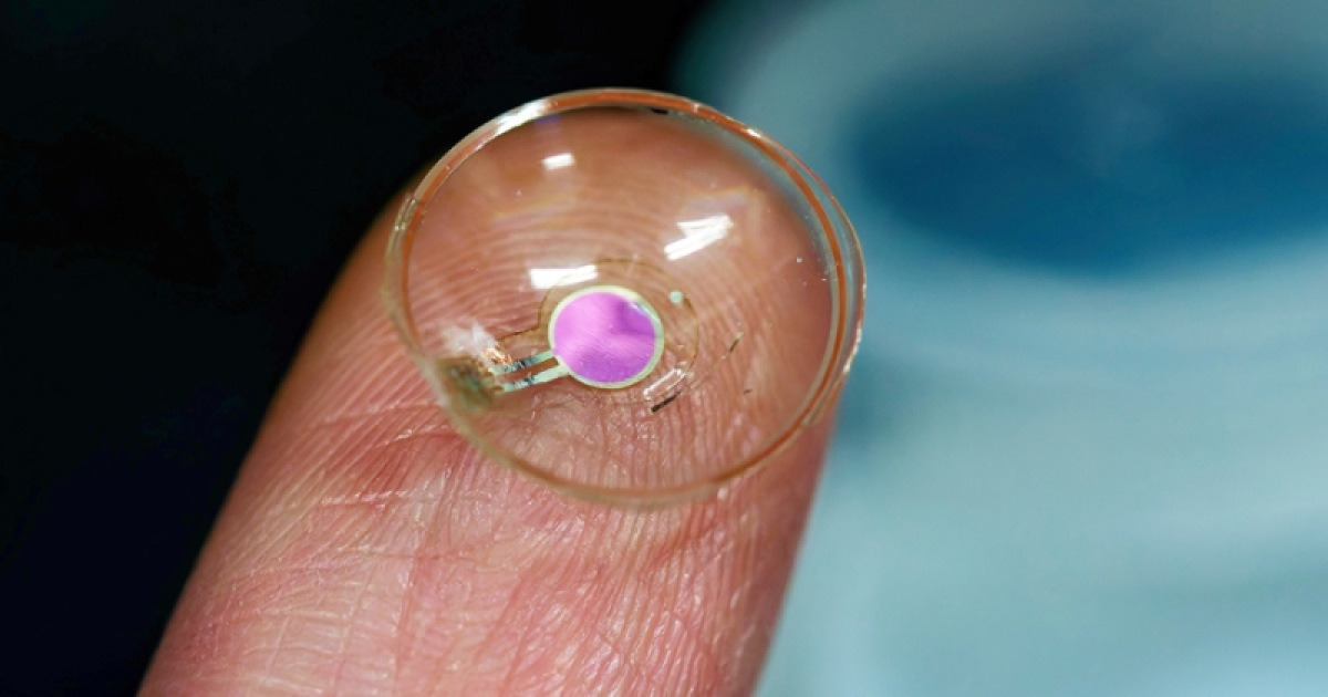 [쿠키과학] '키우기만 해도 망막검사'… KAIST, 'OLED 콘택트렌즈' 세계 최초 개발