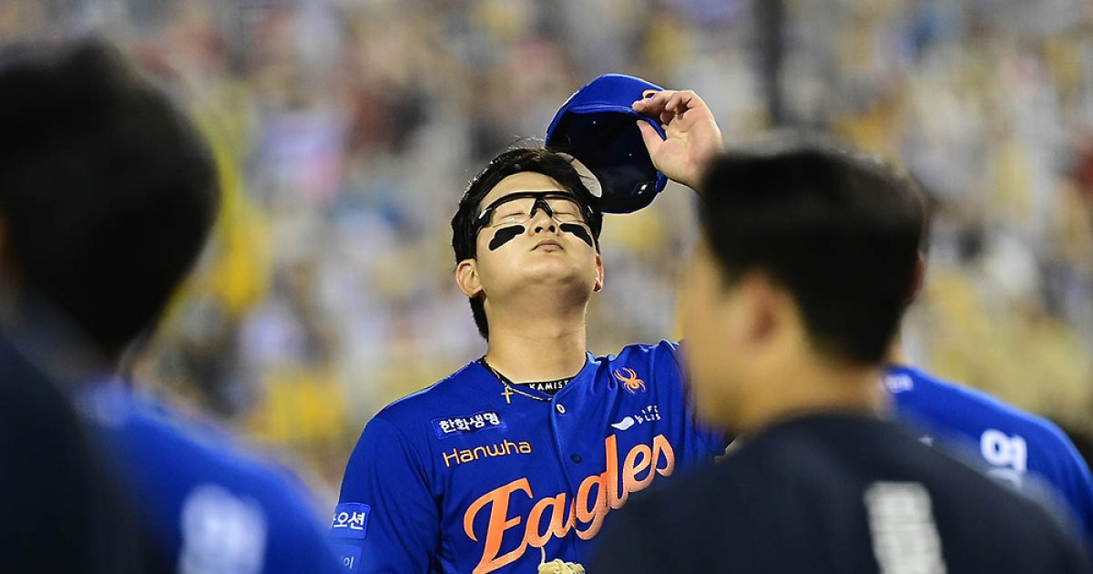 흔들리는 한화 마무리? '눈물의' 161km 클로저, 이미 이글스 역사를 걷고 있다