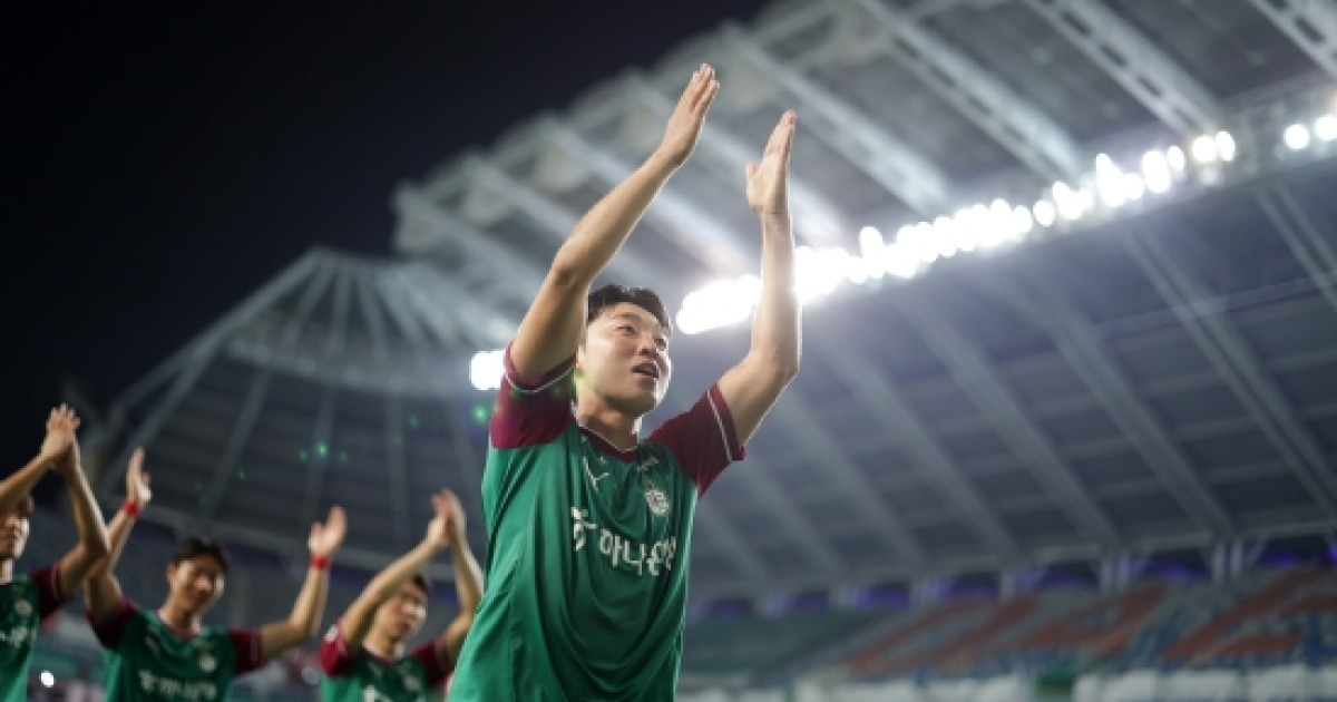 대전 '2위 사수' 이끈 김준범, K리그1 25R MVP…K2 24R MVP는 전남 발디비아 [오피셜]