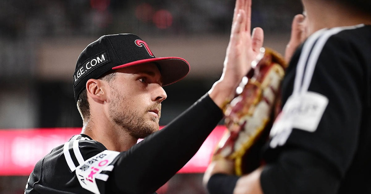 폰세가 LG 갔나? 트윈스 우승 청부사' 충격 데뷔전→7이닝 77구 7K 무실점 QS+ 완벽투 [수원 현장]