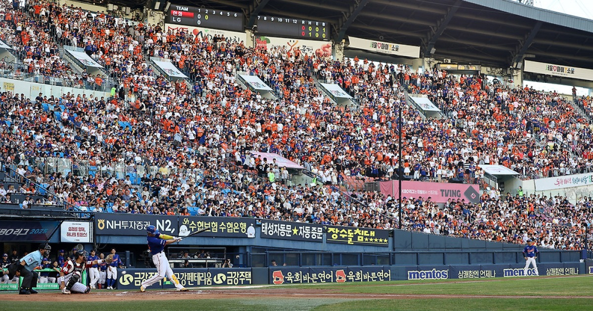 광복절에 열리는 KBO리그 5경기…5개 구장에서 시구·시타 등 광복 80년 기념 행사 진행