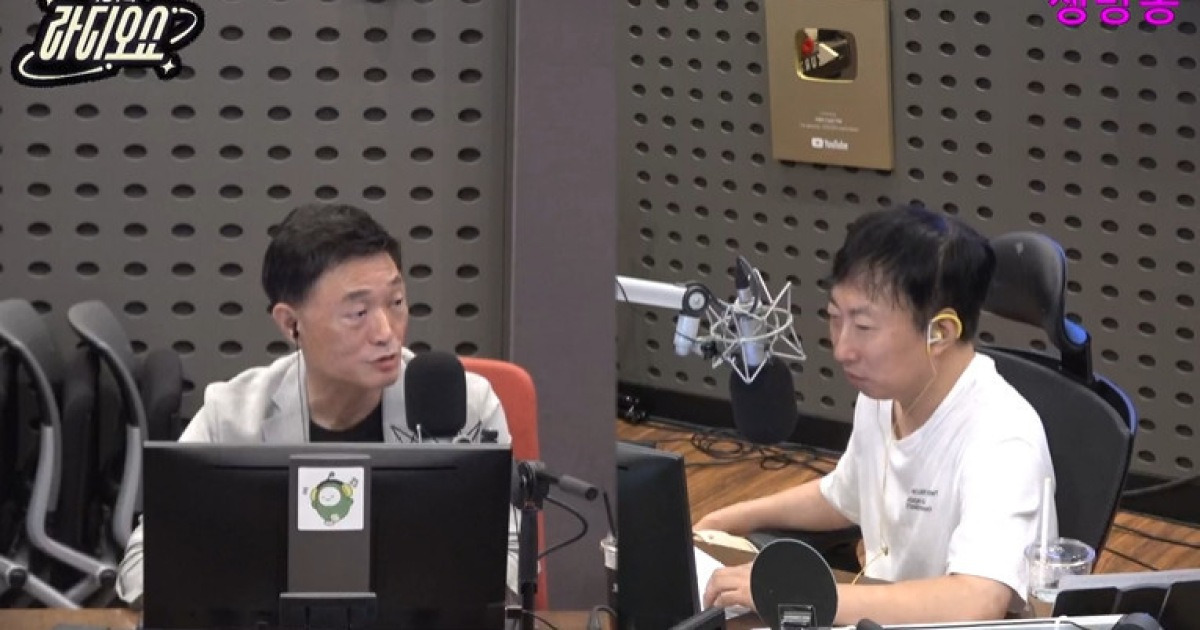 김영희 PD, MBC 국장 시절 유재석 걱정했던 ‘무한도전’ 폐지 막았다 “韓 가장 재밌는 프로” (라디오쇼)