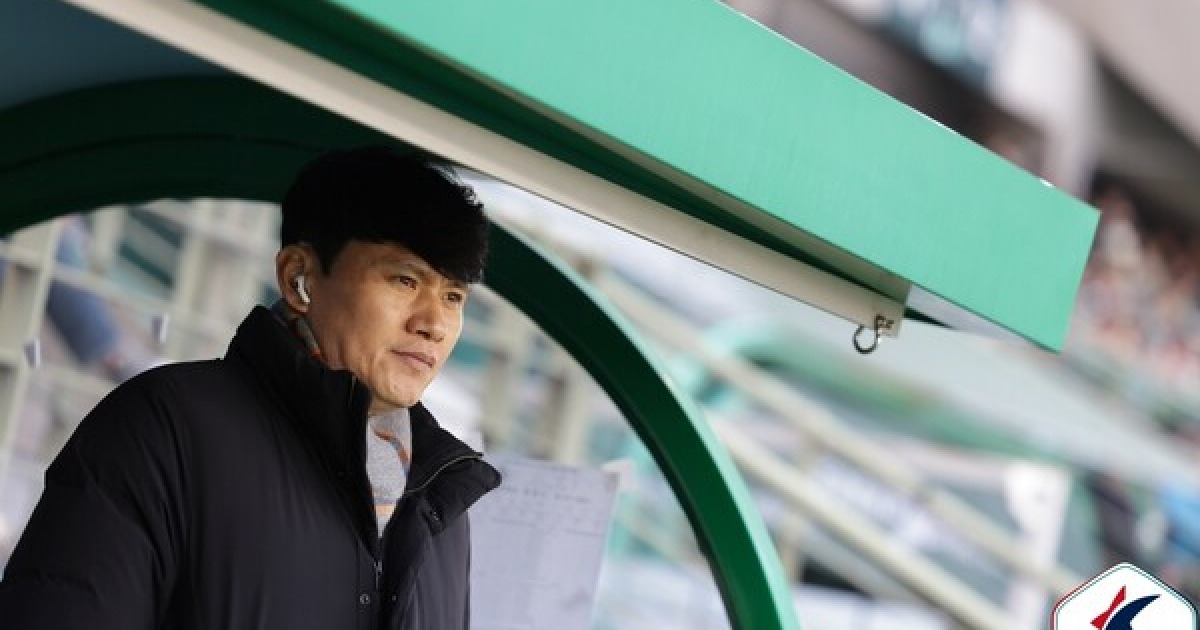 [STN 현장] '전북과 코리아컵 4강 격돌' 정경호 감독, "후보도 좋아서 부담감 크다"