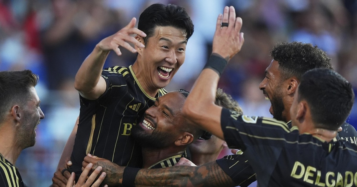 '3경기 만에 터졌다!' 손흥민, MLS 데뷔골 폭발…LAFC 1-1 비겨(종합)
