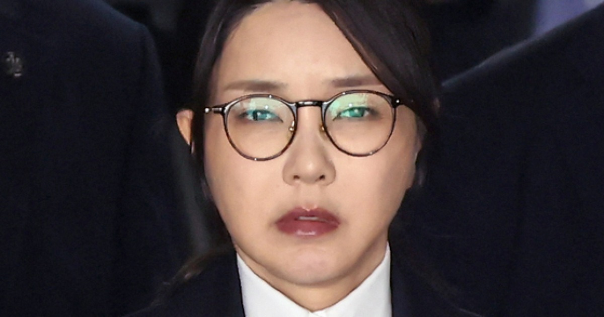 특검 "김건희 29일 구속기소 예정...적용 혐의 검토 중"