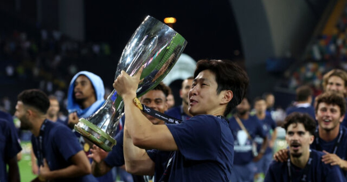 'PSG가 협상도 거부' 노팅엄 포레스트, 이강인 이적료 1000억 재베팅…10년전 EPL 입성 손흥민 이적료 2배 초과