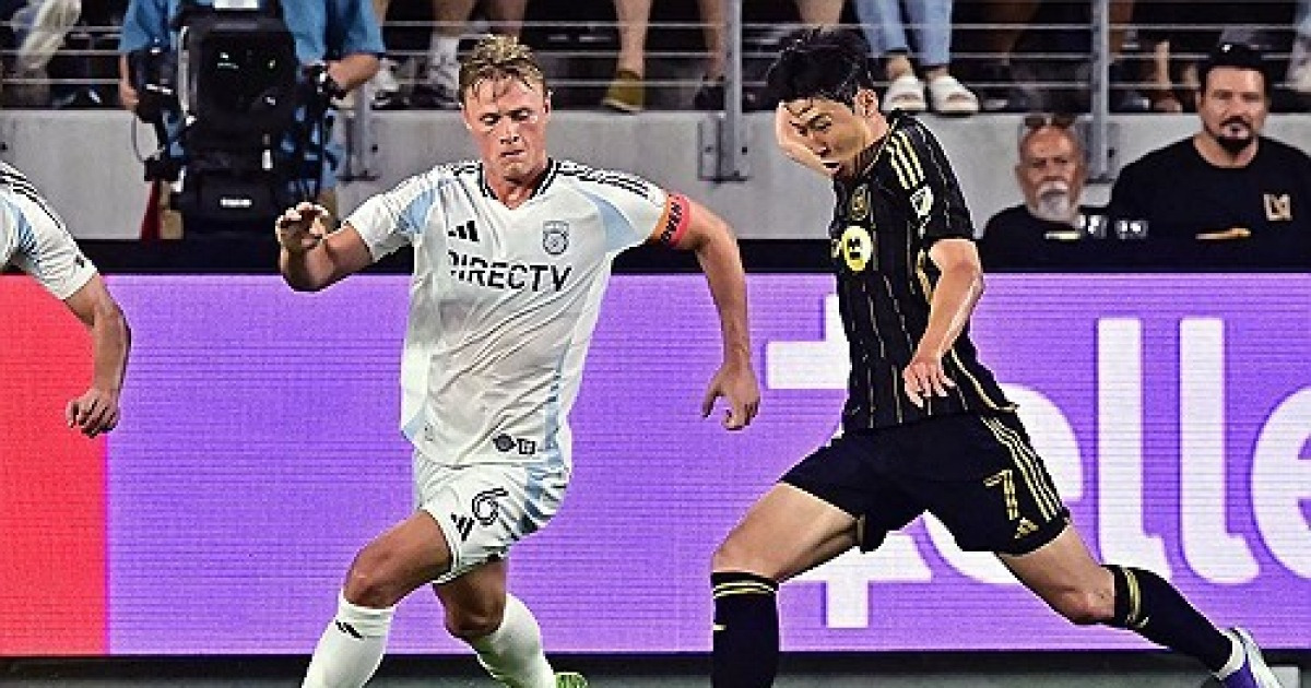 아깝다 손흥민! '손흥민 존' 미친 감아차기→GK 선방에 무산…LAFC, 샌디에이고와 1-1 접전 (전반 종료)