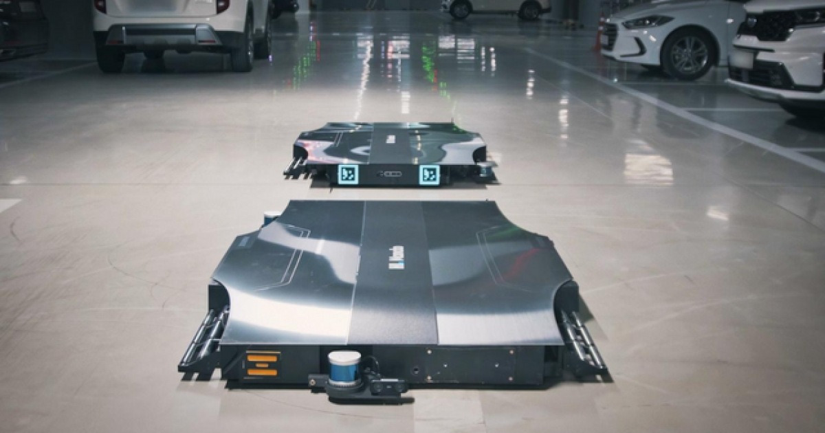 HDC현대산업개발, 송파한양2차에 'AI 주차 로봇' 도입