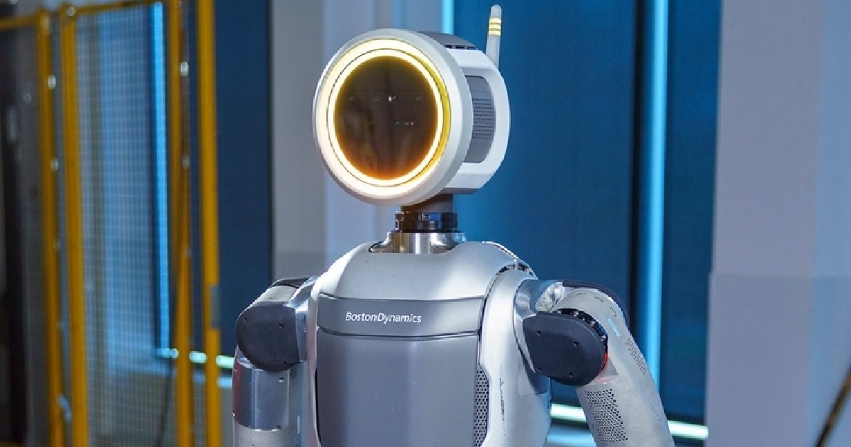 Atlas 2 vs. Optimus: Hyundai, Tesla battle for humanoid edge