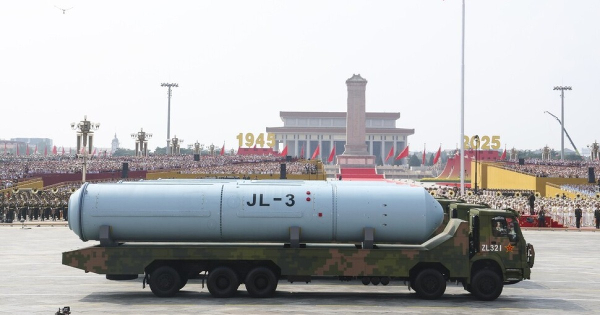 중국, 열병식서 최신 ICBM ‘둥펑-61’ 첫 공개