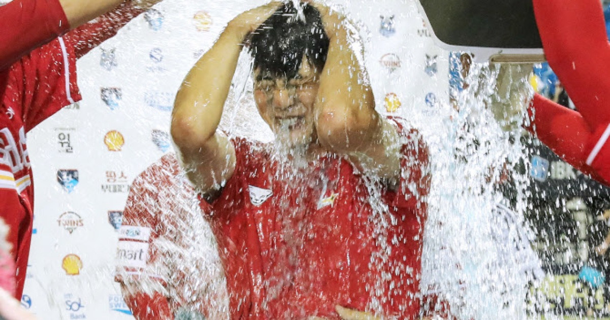 김광현, 역대 세 번째 통산 2000K 달성...'5연승' SSG, 3위 굳히기