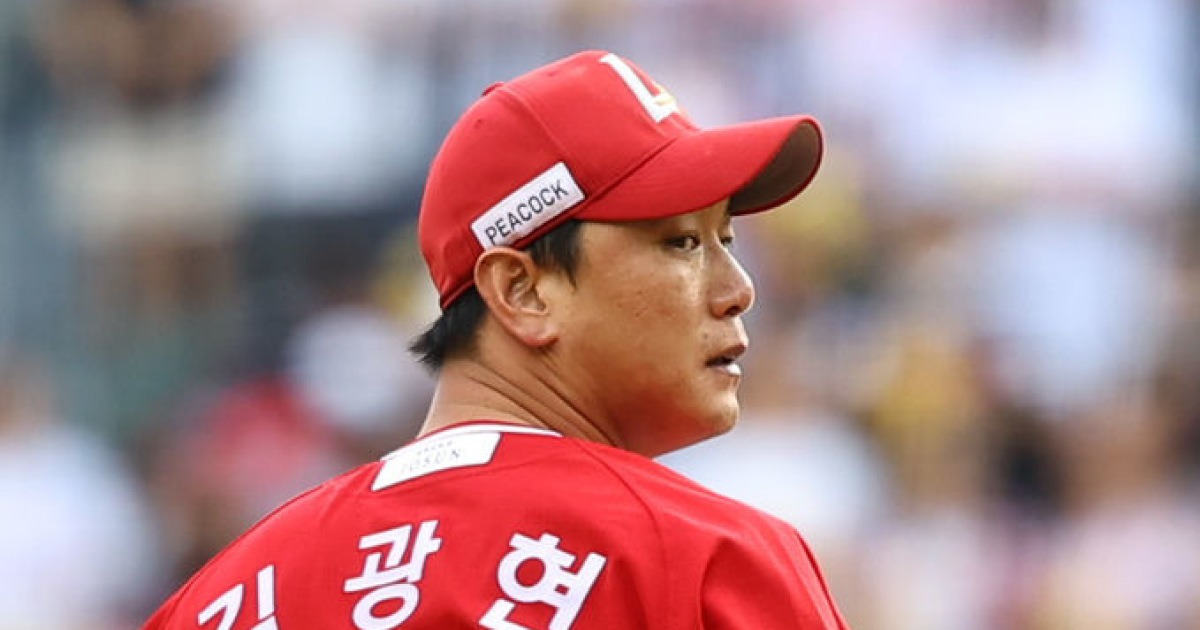 '김광현 2000K' SSG, LG 꺾고 3위 굳히기…LG, 한화 져 매직넘버 12(종합)