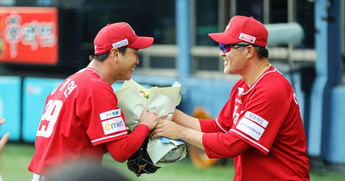 ‘김광현 2000K 대기록→승승승승승→3위 굳히기’ SSG 5연승 질주…LG 졌지만, 매직넘버 ’12’로 줄었다 [잠실 리뷰]