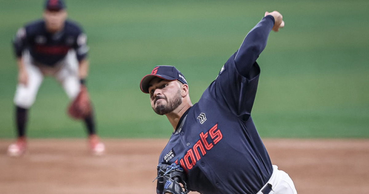 '12연패 → 4연패' 롯데, '158km/h' 감보아 앞세워 연패 탈출 도전