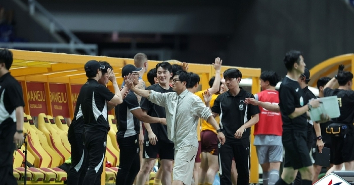 FIFA, ‘징계 미준수’ KFA-광주에 벌금 부과…겨울 이적시장 등록 금지까지