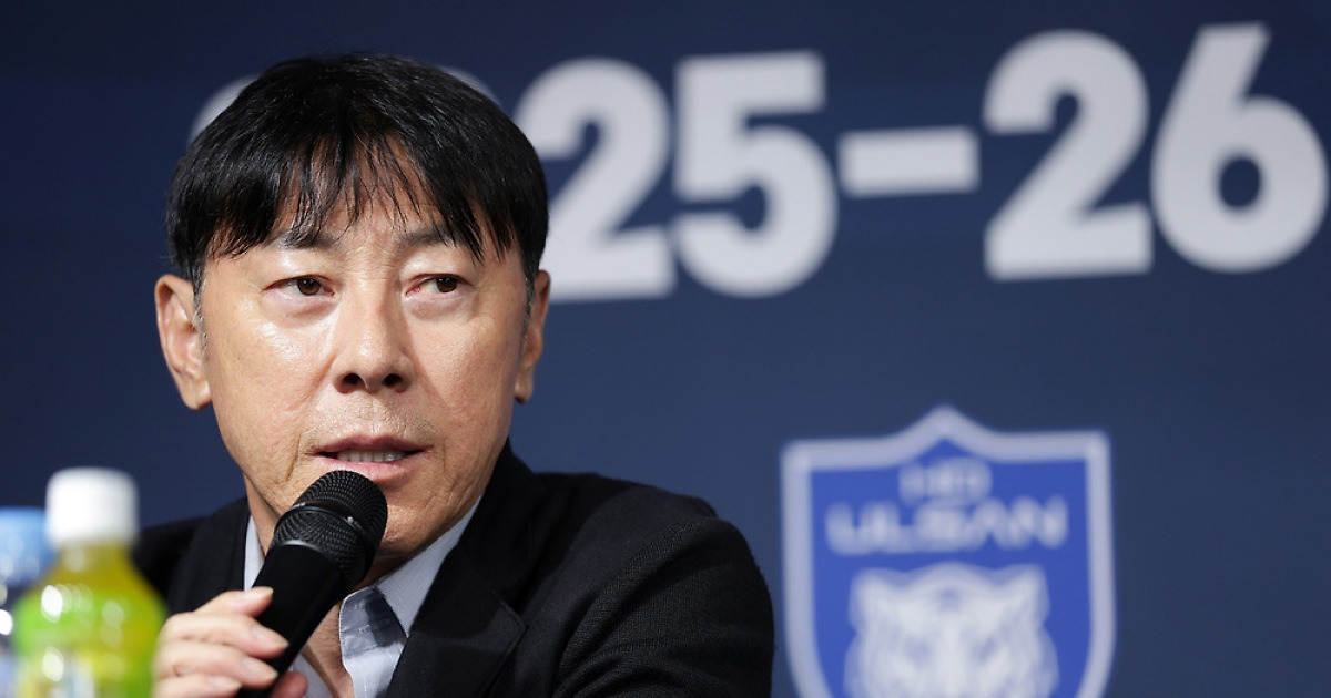 왕좌서 승강PO 면제선까지 추락 울산…신태용, 서정원과 ACLE 한국인 사령탑 맞대결에선 웃을까