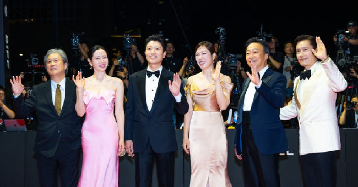 '저항' 기린 '부국제' 30번째 생일, K-무비 대세는 '어쩔수가없다' (30th BIFF) [종합]