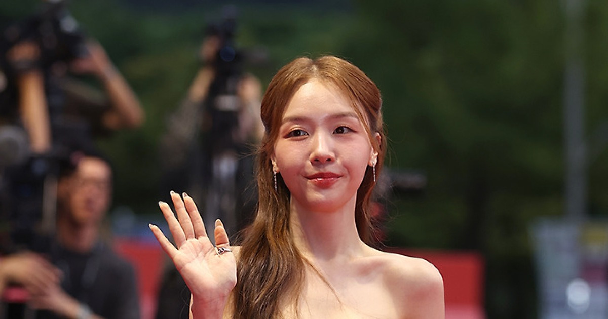 '온주완♥' 방민아, 11월 결혼 앞두고 물오른 미모…'부국제' 나들이[30th BIFF]