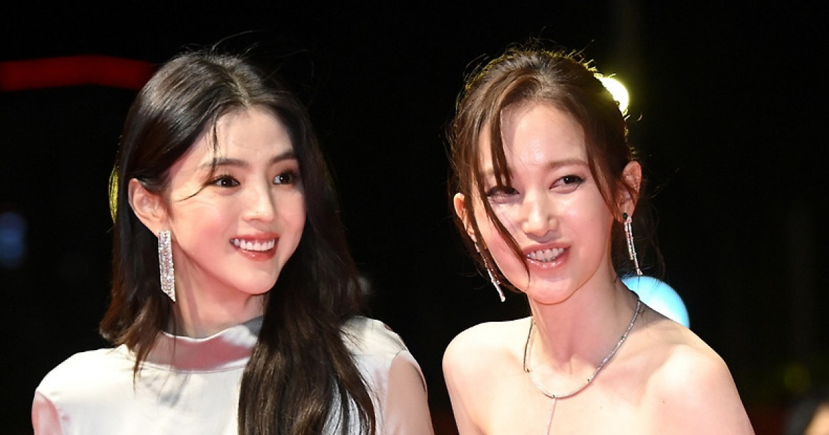 [SC-BIFF] 단아한 한소희vs매혹적인 전종서…올해도 ★쏟아진 부산의 밤(종합)