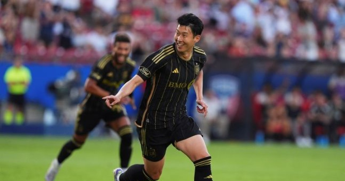 "EPL 득점왕답다" 손흥민, 미국 무대 첫 해트트릭 폭발…LAFC 4위