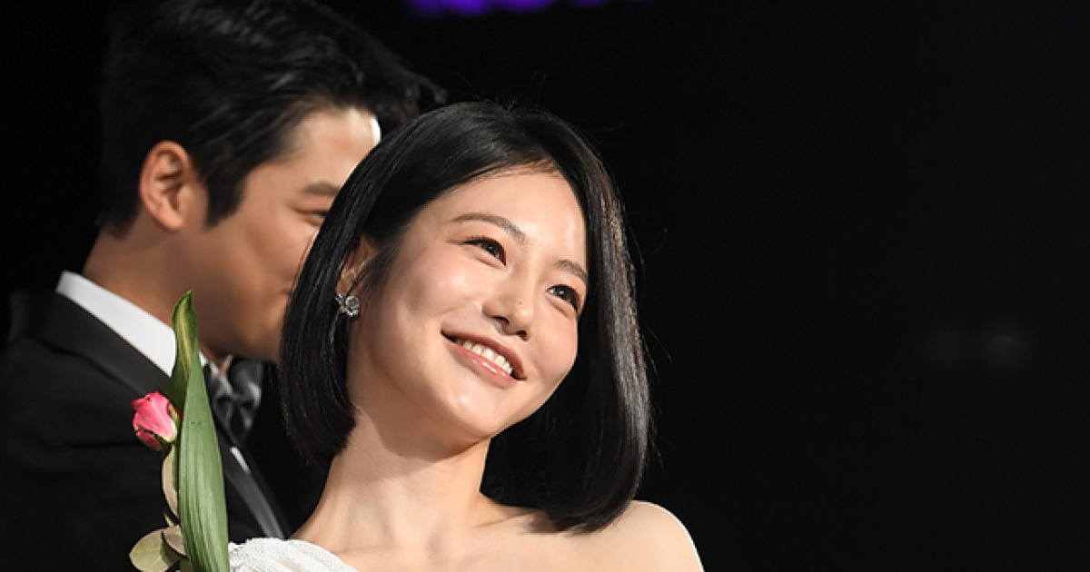 신예은 “부국제 개막식서 가장 사랑스러웠던 배우? 바로 나”[MK★BIFF현장]