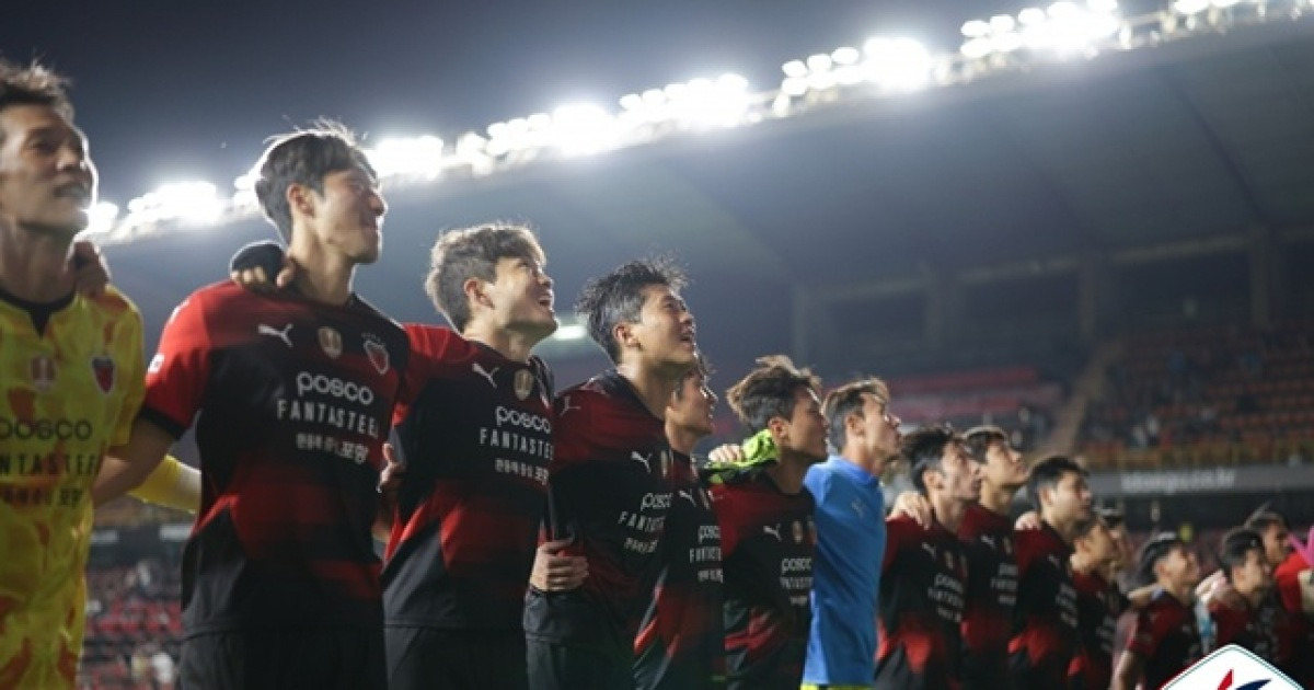 2003년생 이동협이 해냈다! 결승골 폭발→포항, ACL2 첫 경기 빠툼 원정 1-0 승