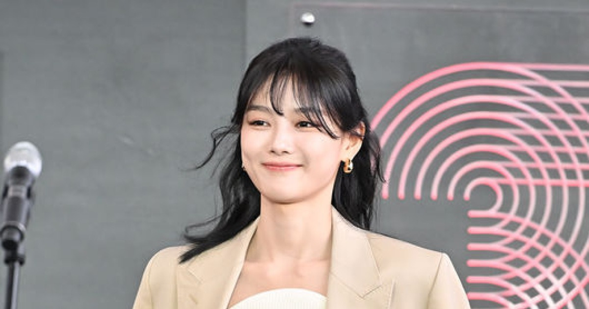 '친애하는X' 김유정 미모 어땠길래, "감탄 나오는 비주얼" [30th BIFF]