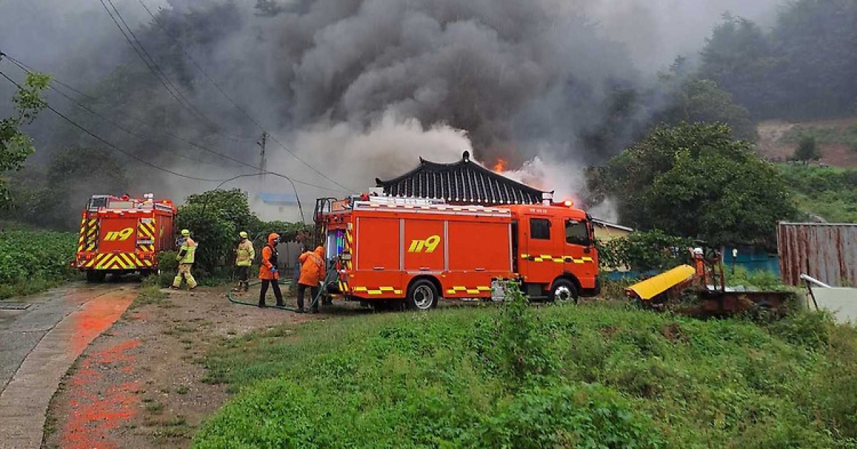 강릉 강동면 주택서 불…대피하던 주민 1명 경상