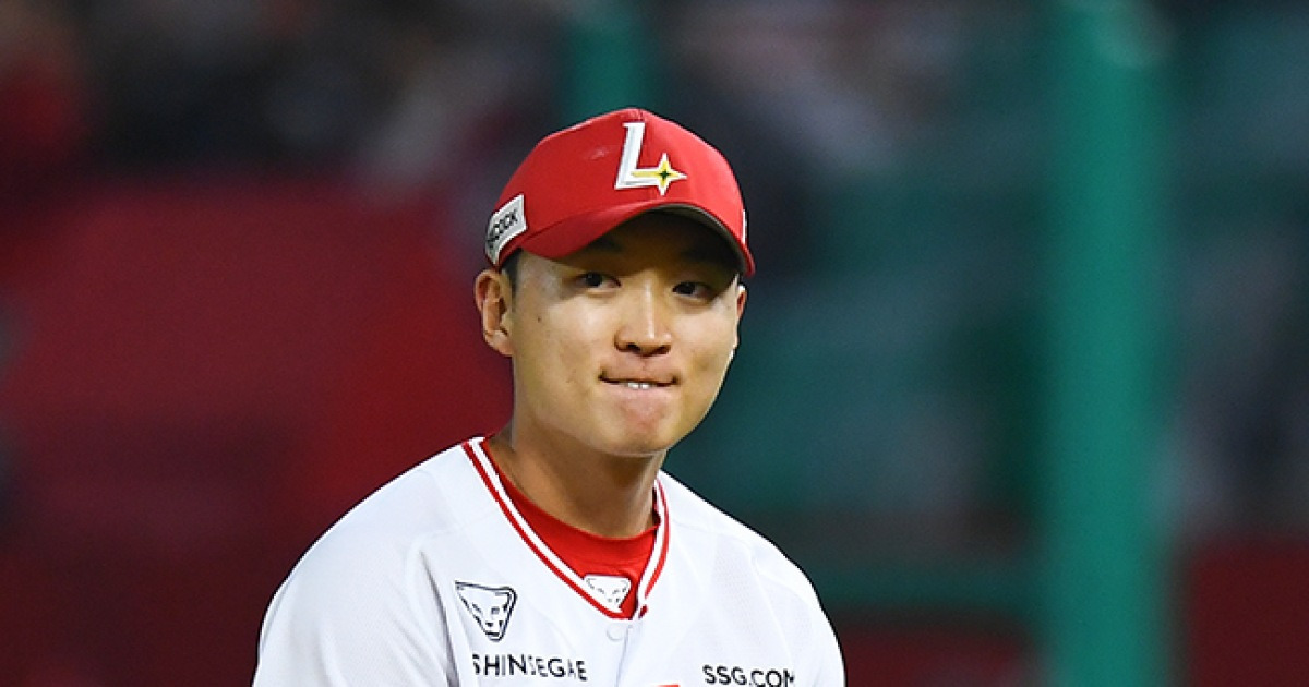 김건우 5.1이닝 12K 무실점…'홈런 두 방' SSG, KIA 꺾고 3위 사수