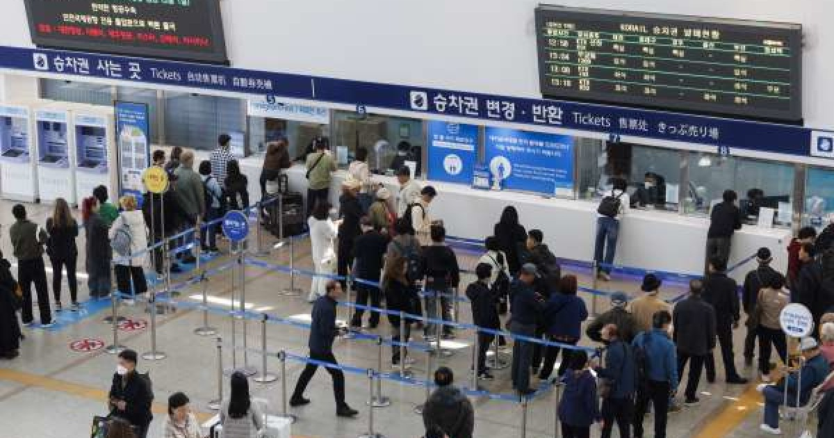 10월부터 KTX·SRT 표 없이 타면 '부가 운임 2배 더'