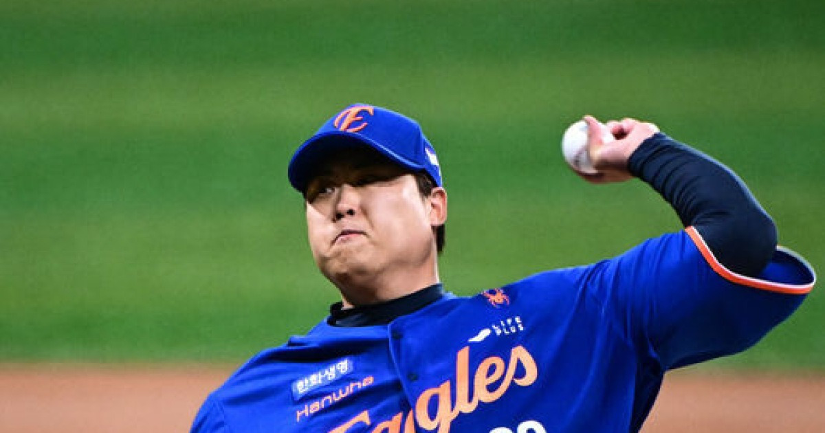 '38세' 류현진, KBO 역대 최소 경기-최고령 1500탈삼진 '-10개'