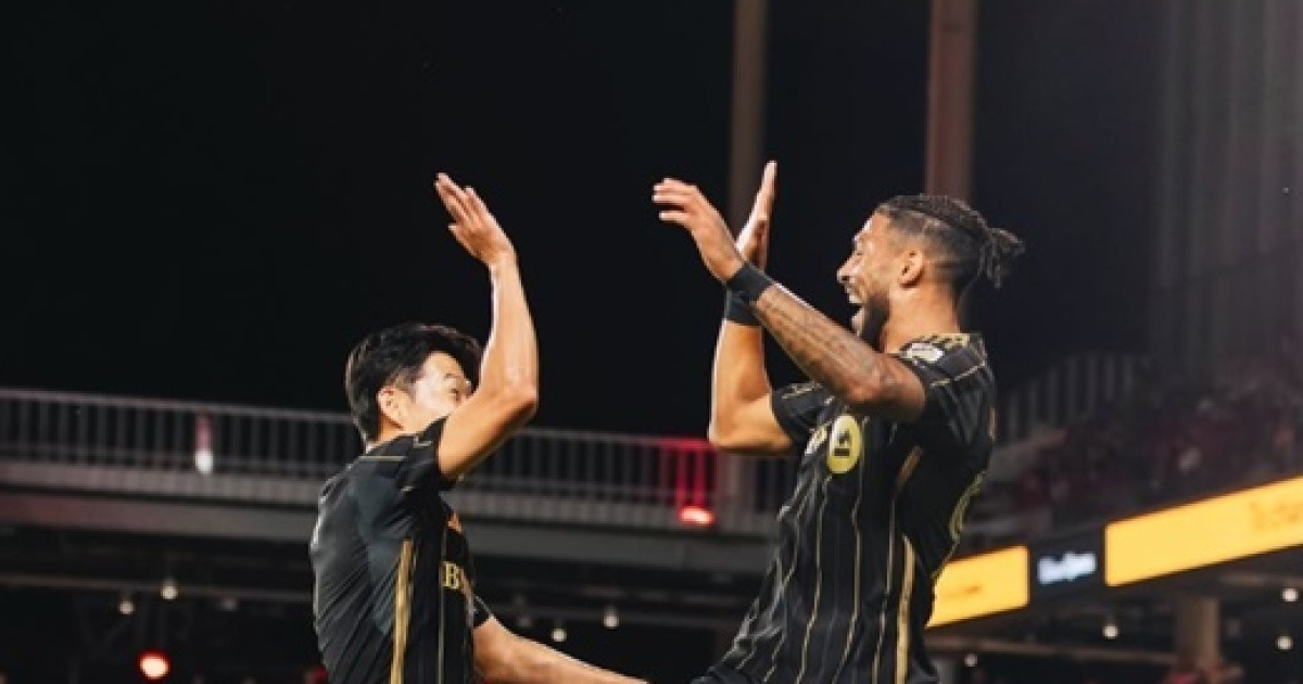절정의 '흥부듀오' 손흥민 2골-부앙가 1골...LAFC 4연승 '신바람'