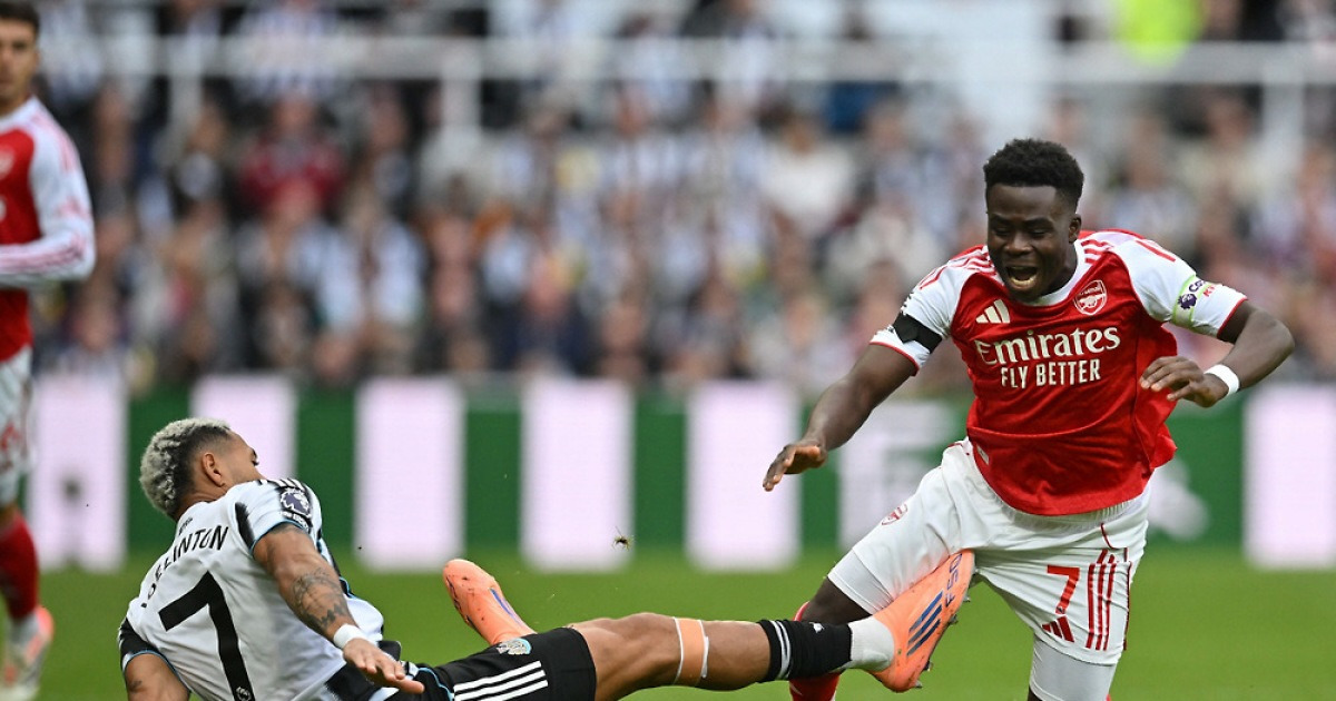 "아스널, 사카와 연장계약 합의" 英 매체 "아스널, 사카 가치 인정. EPL 최고 연봉 선수 만들 것"