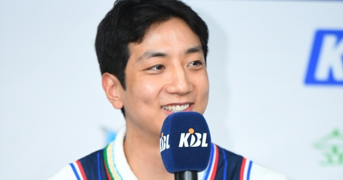 ‘슈퍼팀’ KCC의 고민, ‘The King’ 허훈의 종아리 부상 회복 언제 되나…KBL 개막전 출전 가능성은?