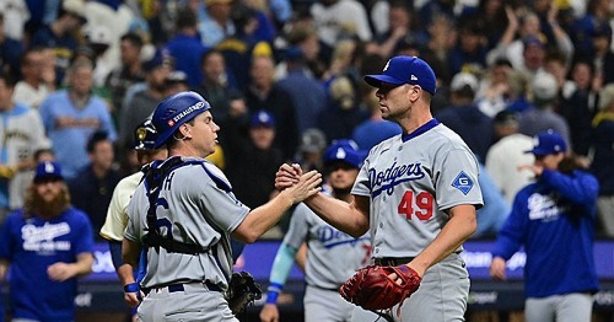 '밀워키전 8연패 탈출' LAD, NLCS 1차전 잡았다!... 김혜성은 결장